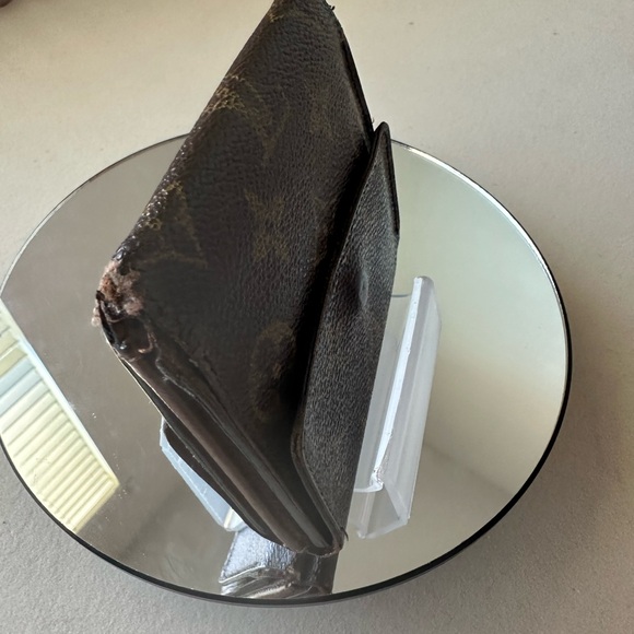 Louis Vuitton | Bags | Louis Vuitton Lv Monogram Double Snap Compact ...